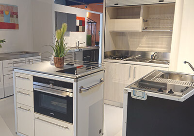 Betaalbare kitchenettes en complete keukens | KitchenettesDirect.nl